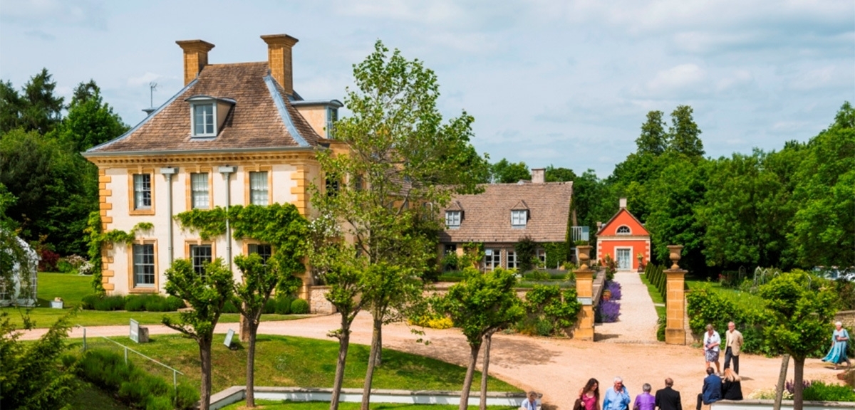 Timeline - Longborough Festival Opera