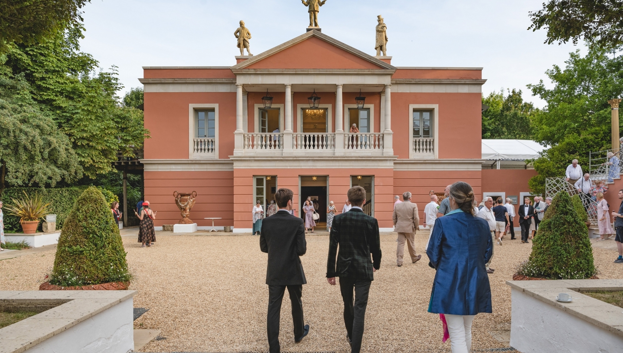 Longborough Festival Opera